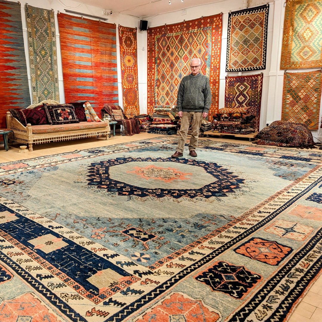 Extra Large Carpets - The Nomads Tent