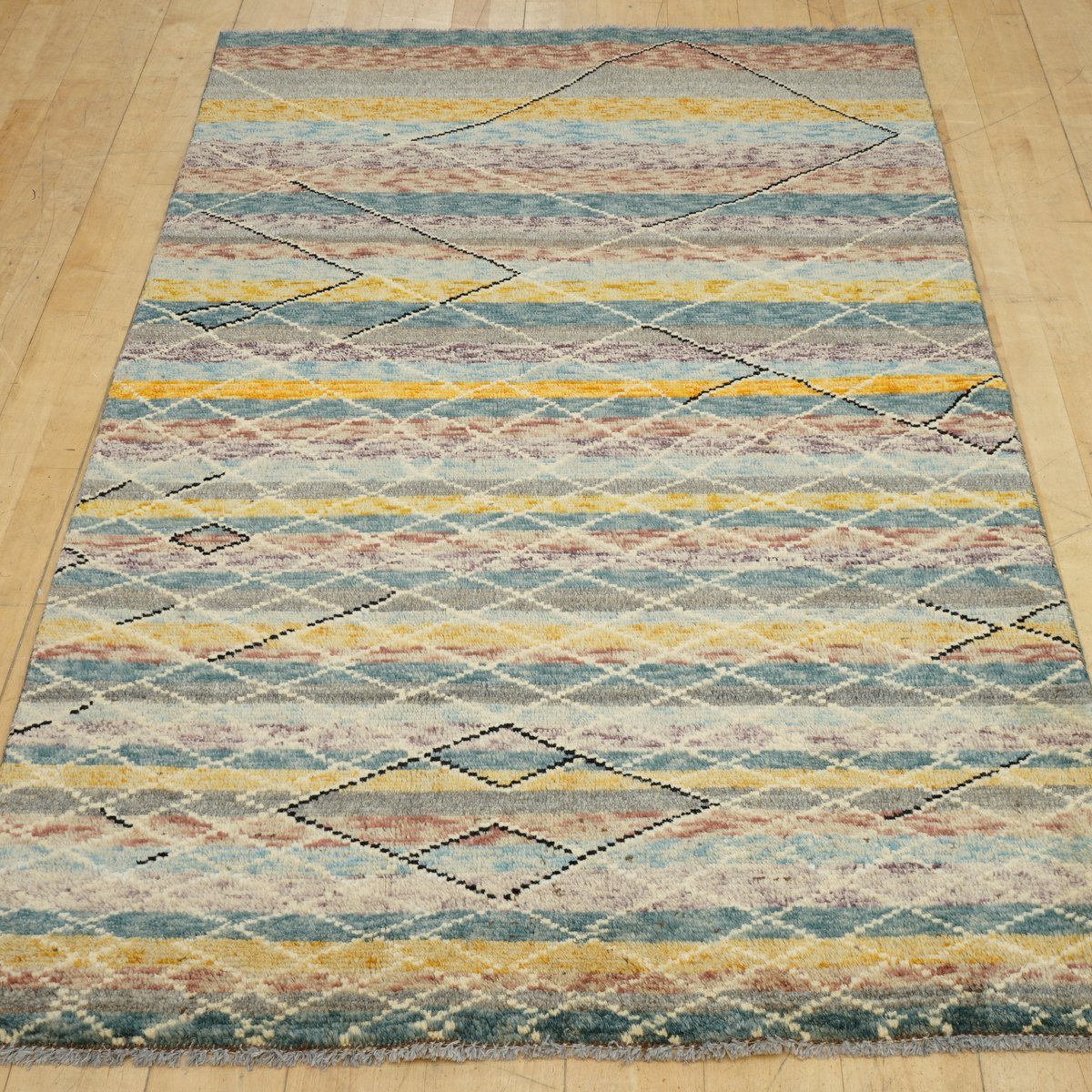 Darya Abshar 183 x 120 cms - The Nomads Tent